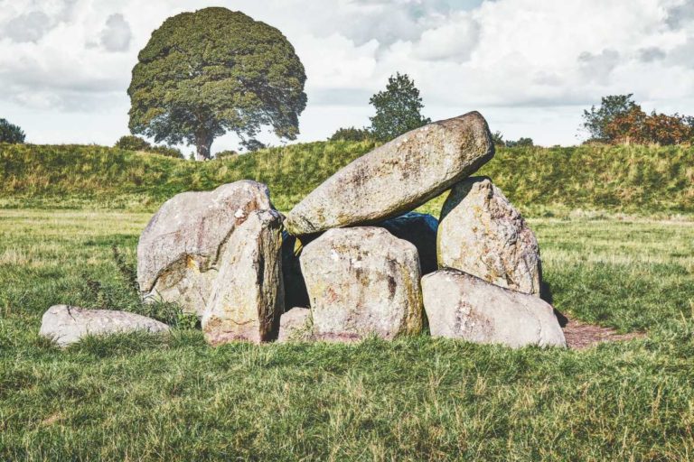 15 Famous Landmarks in Belfast, Northern Ireland (100% worth a visit)