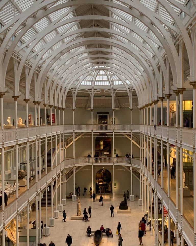 35 Famous Landmarks in Edinburgh (100% worth a visit) - Kevmrc