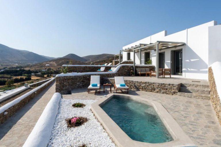 The 12 Best Resorts in Paros, Greece (with personal reviews)