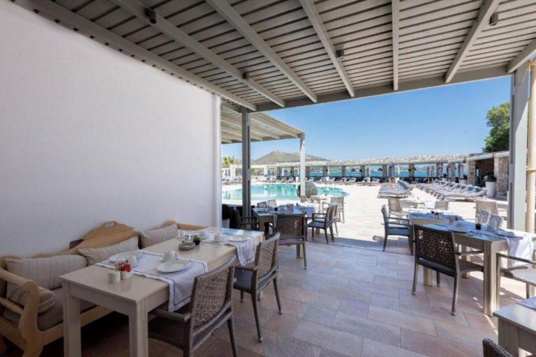 The 12 Best Resorts in Paros, Greece (with personal reviews)